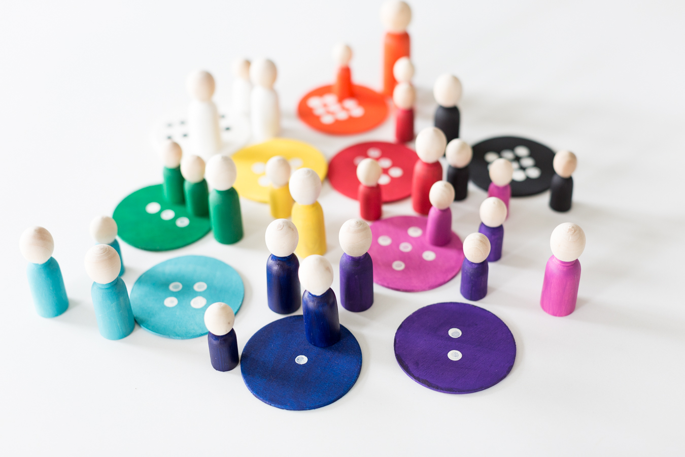 Color matching toddler activity game Color matching toddler activity game
