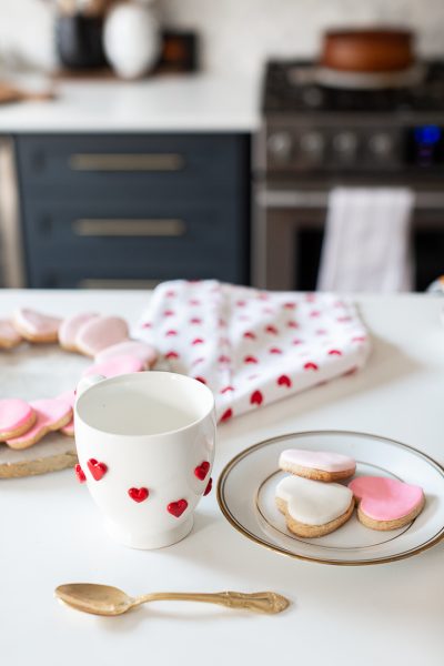 Valentine’s day heart mug DIY