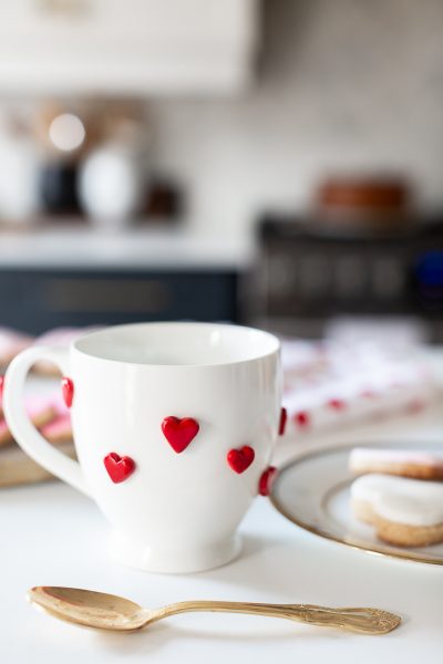Valentine’s day heart mug DIY