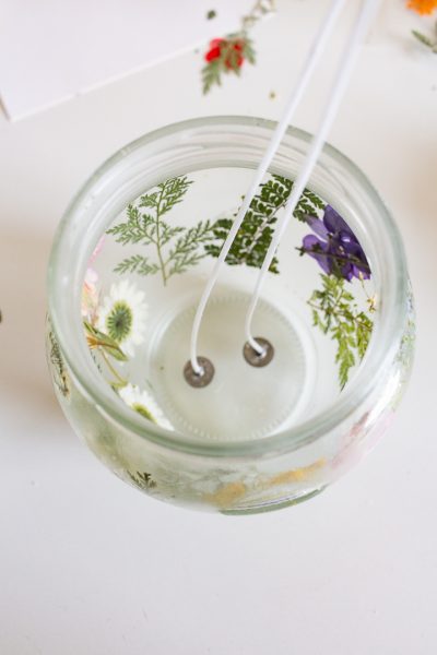 How to Make a Dried Flower Spring Candle