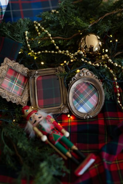 Easy Plaid Christmas Ornaments
